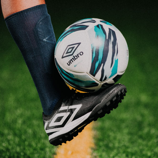 Umbro | La Auténtica Marca de Fútbol | Tienda Online